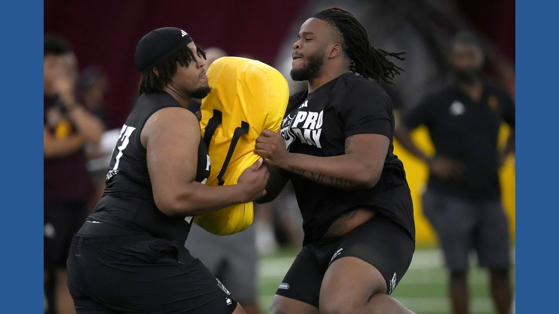 Steelers, new coach Mike McCarthy select offensive tackle Max ...