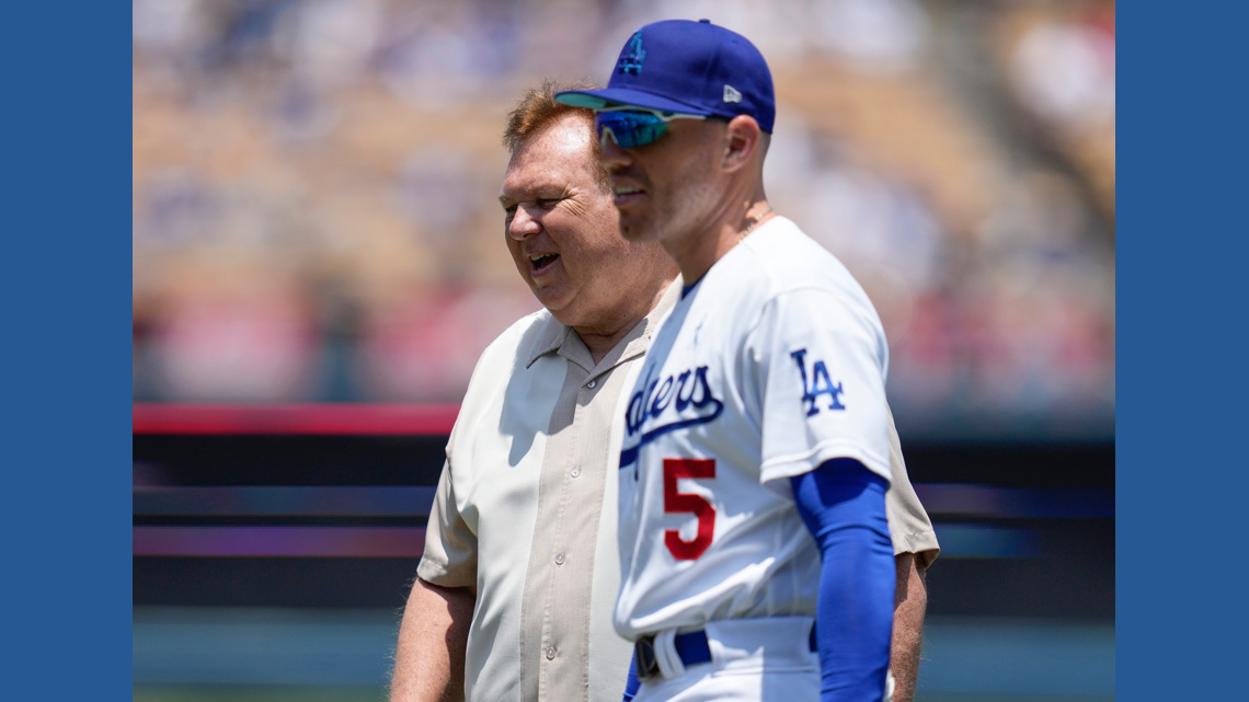 Freddie Freeman returns to Canadian roots as Dodgers face Blue Jays in ...