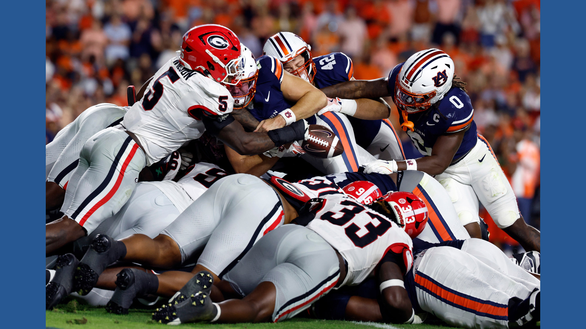 No. 10 Georgia forces a goal-line fumble to seize momentum and beat ...