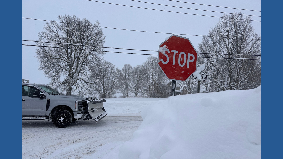 Iowa DOT shares tips on how to stay warm and avoid the cold | weareiowa.com