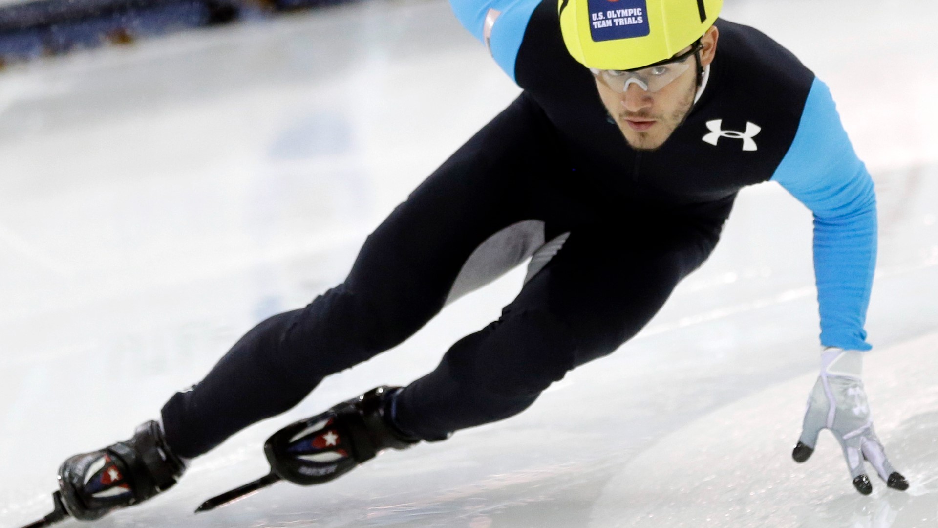 Alvarez becomes 3rd-ever US summer-winter Olympics medalist | 10tv.com