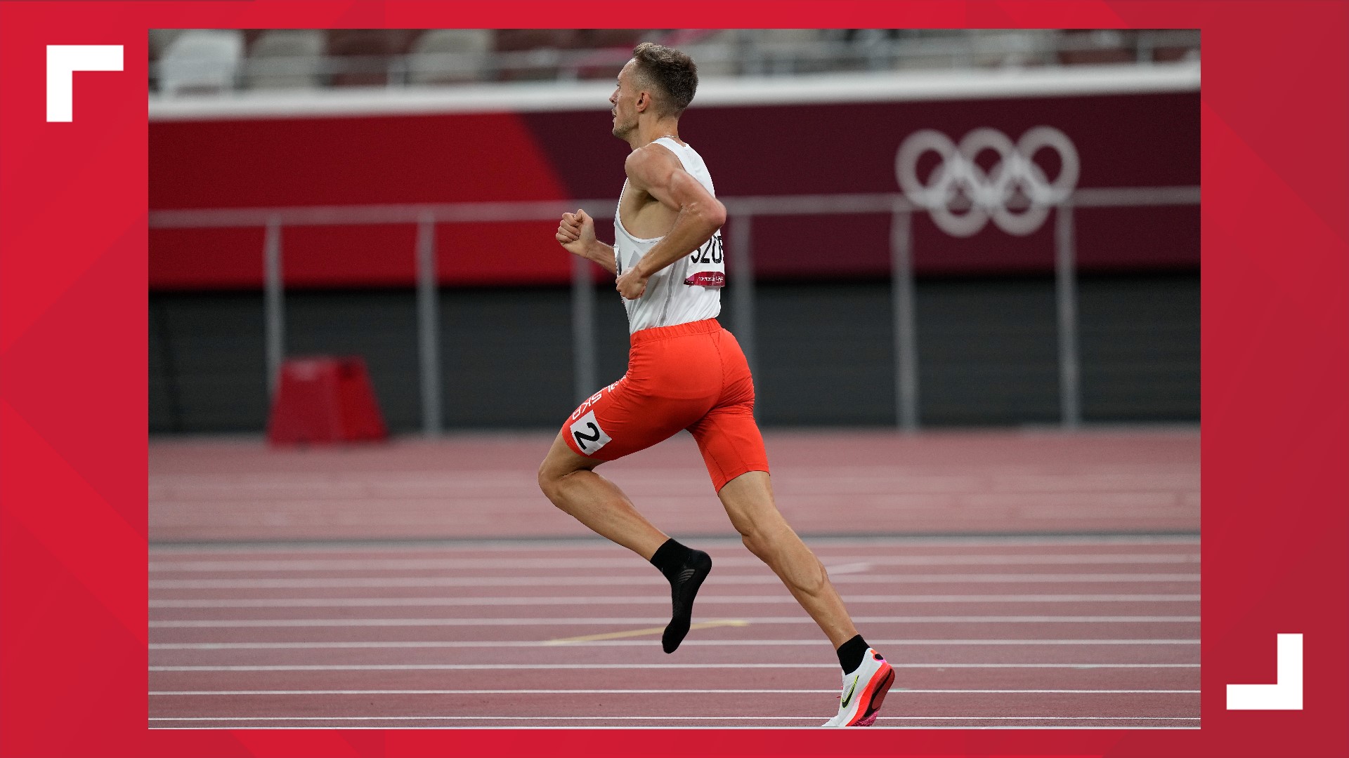 Tokyo Olympics: Polish runner loses shoe, keeps running 1,500m | 10tv.com