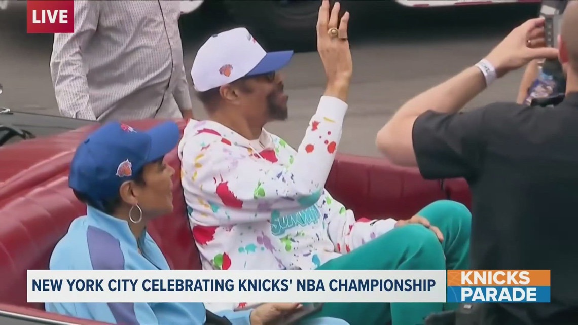 Walter 'Clyde' Frazier Jr. rides in the Knicks' championship parade ...