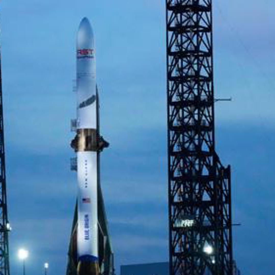 Blue Origin rocket explodes in massive fireball on launch pad ...