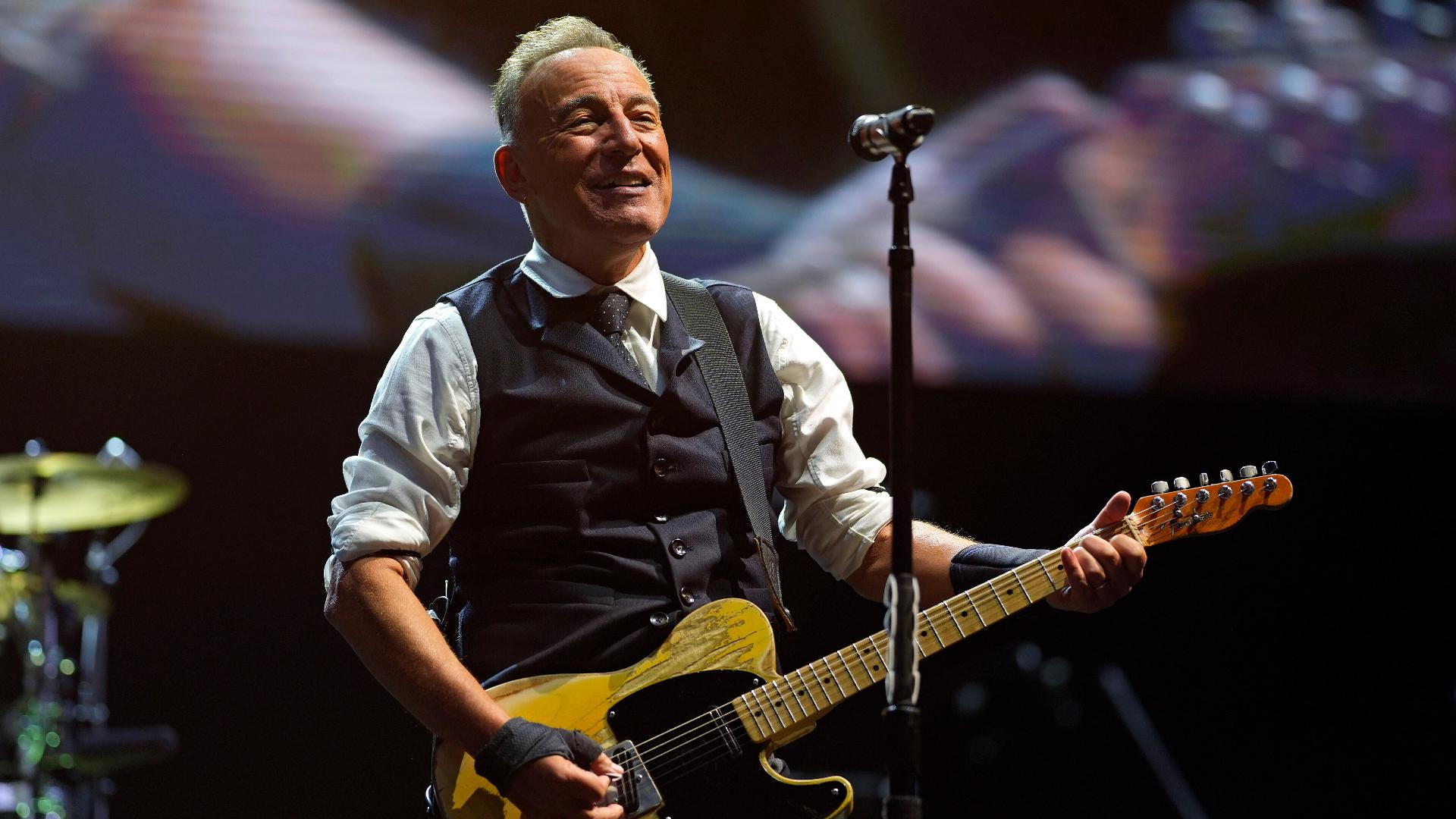 Bruce Springsteen announces 2026 ‘Land of Hope and Dreams’ tour | wnep.com