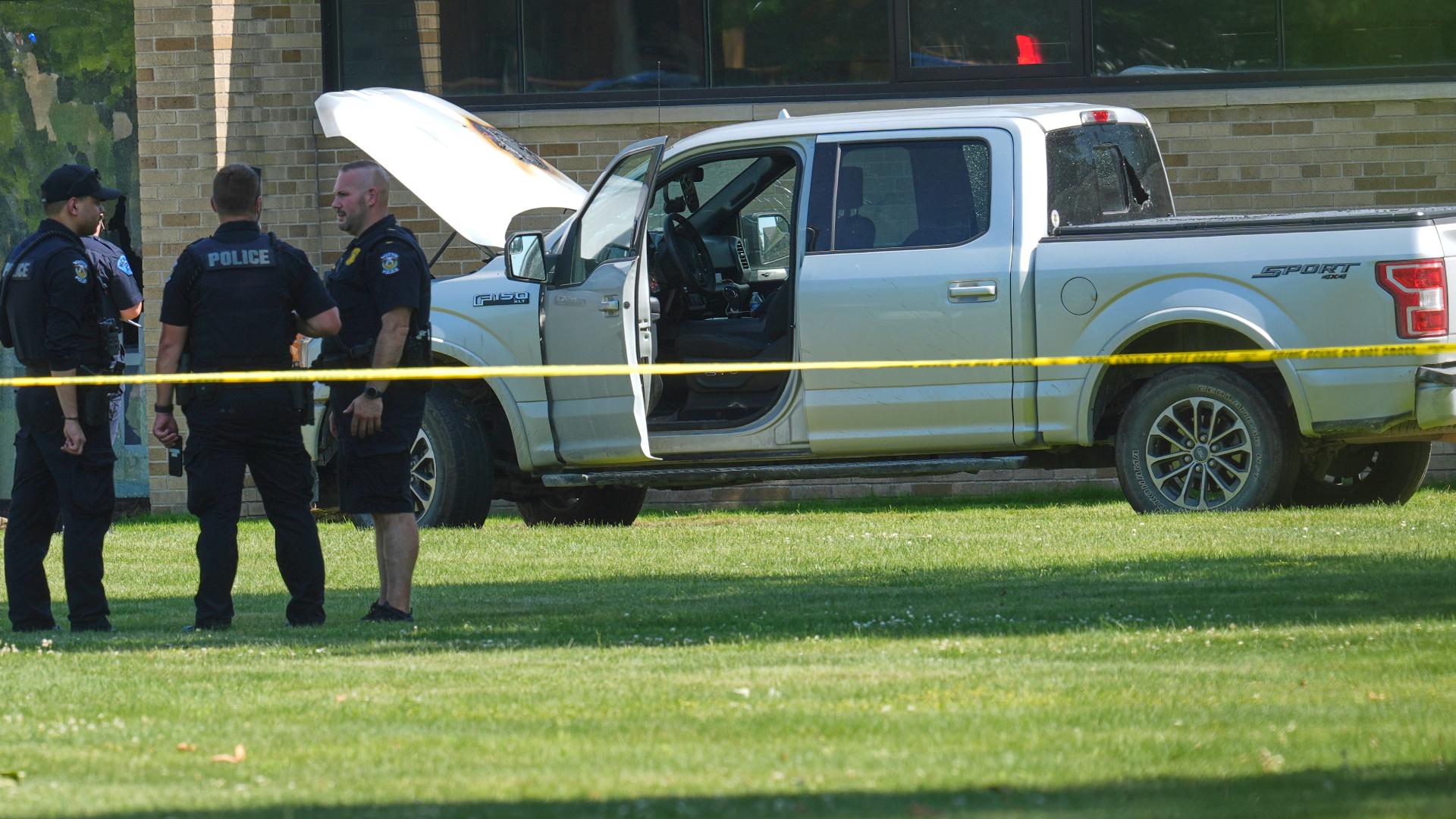 Gunman at Michigan church stopped by parishioner, security team | 10tv.com