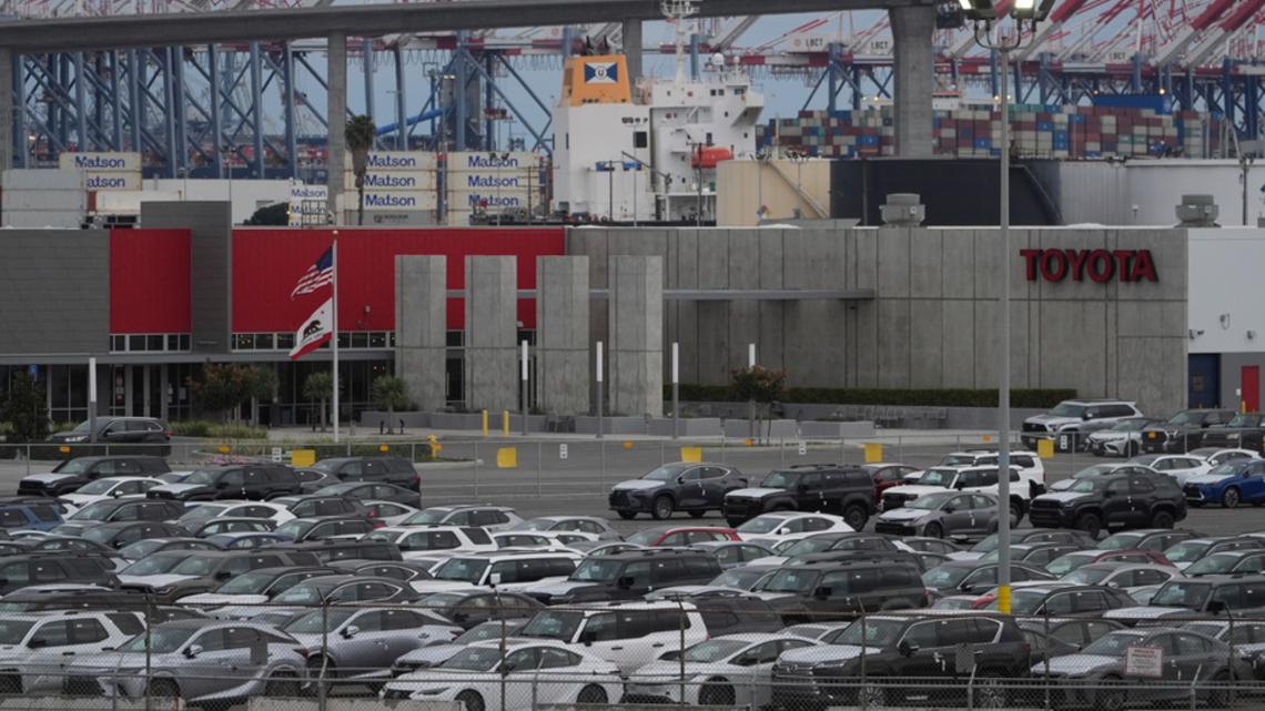 Trump's tariffs to raise car prices up to $10K in US | fox61.com