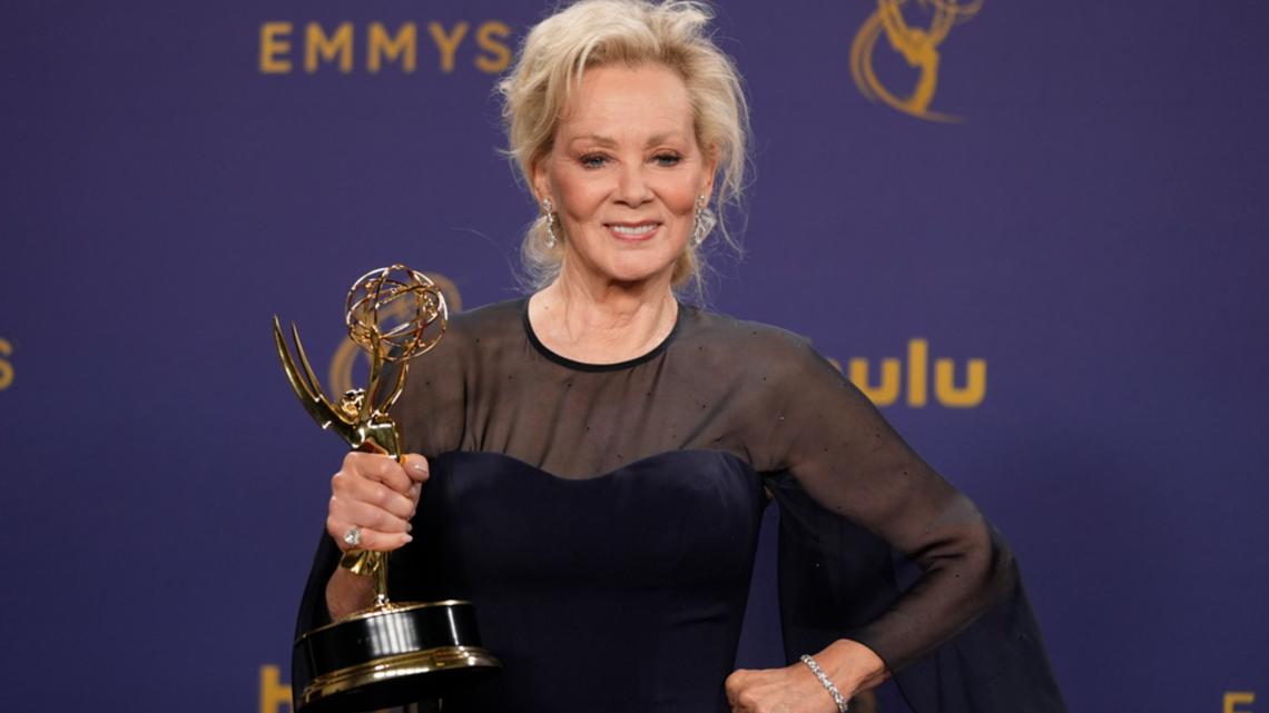 'SNL' reveals first hosts and musical guests for season 50 | wthr.com