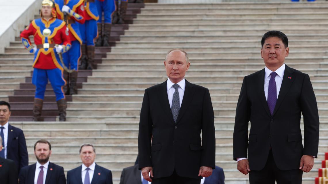 Mongolia ignores Putin arrest warrant, giving him lavish welcome ...