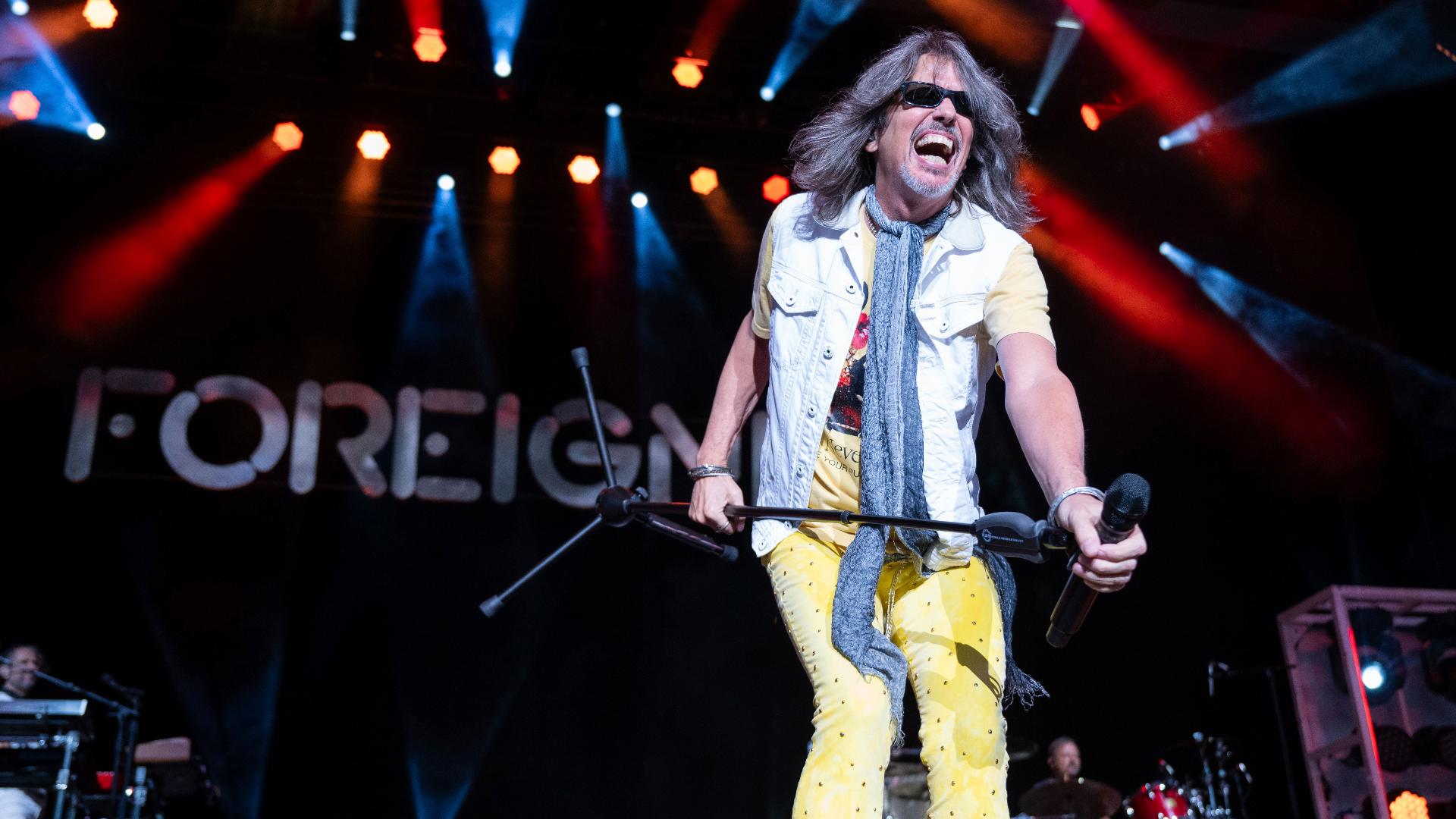 Foreigner lead singer Kelly Hansen reveals he's leaving band on 'The ...