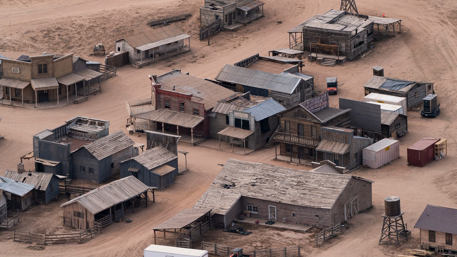 'Rust' set shooting involving Alec Baldwin ruled an accident | 10tv.com