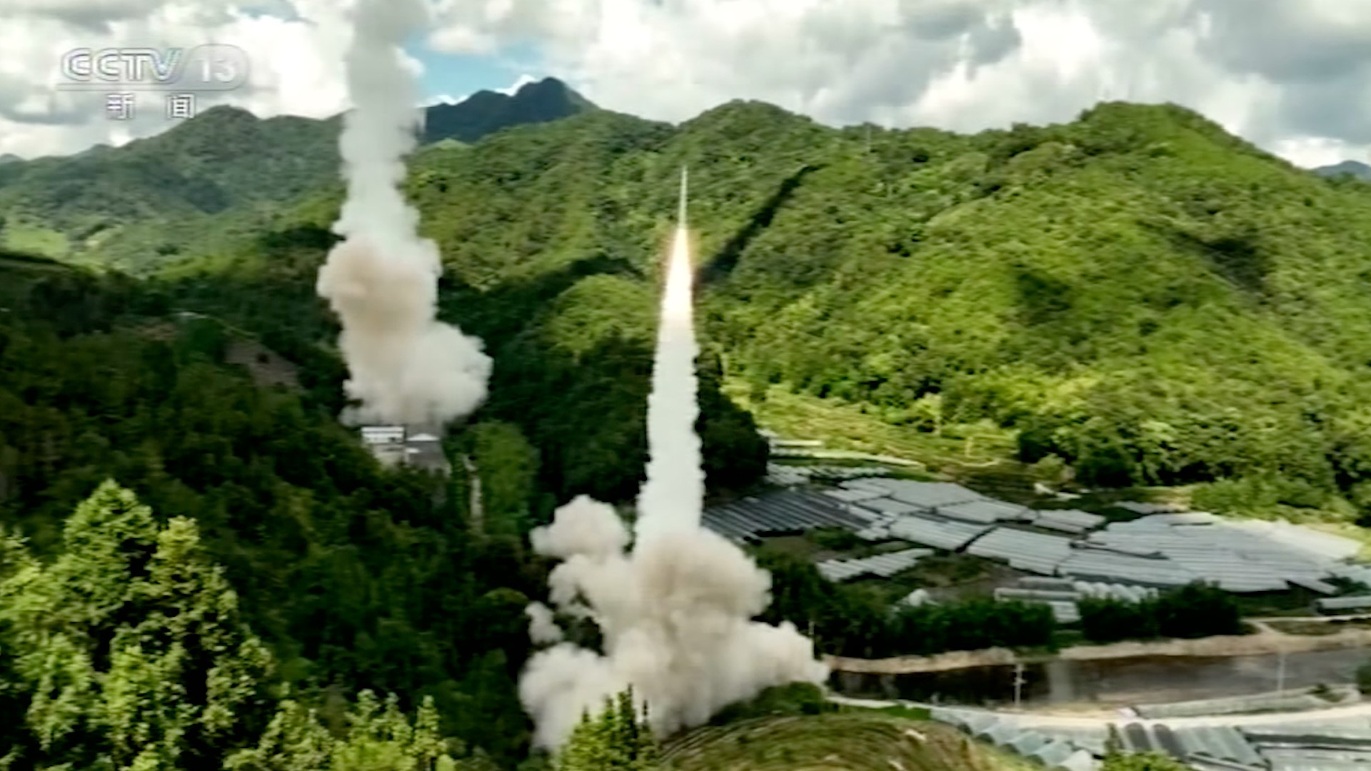 China launches missiles near Taiwan after Pelosi's visit | fox43.com