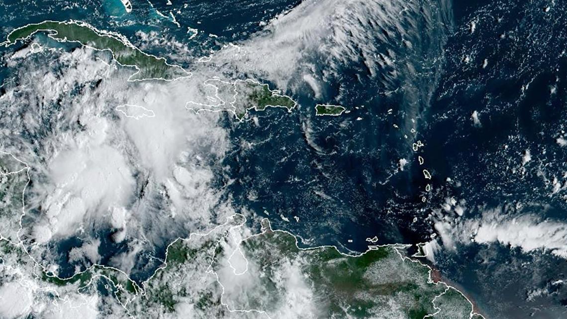 Hurricane Helene prompts major storm warnings in Southeast US | fox43.com