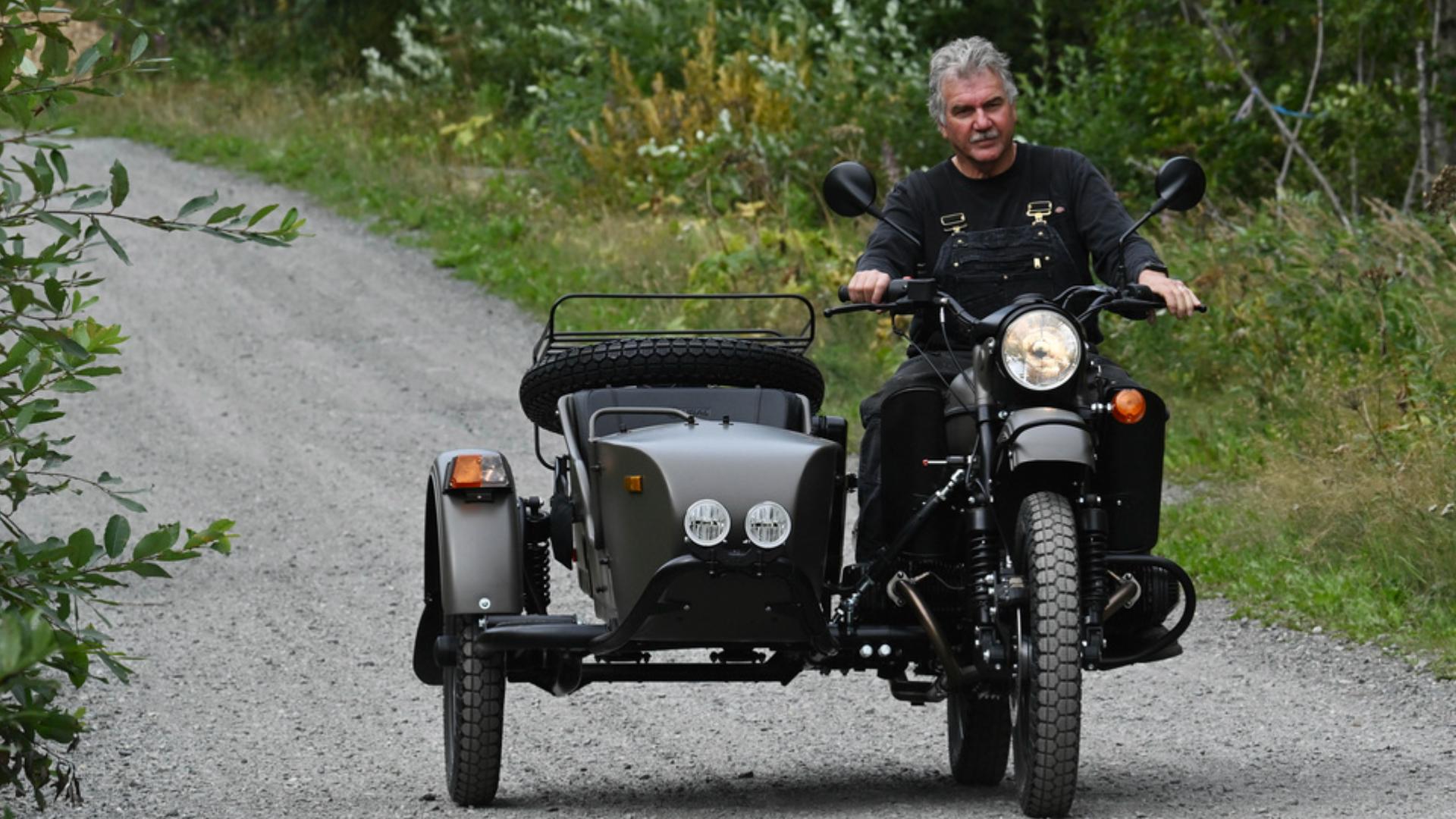 Alaska man's viral Ural ride leads to motorcycle gift from Russia ...