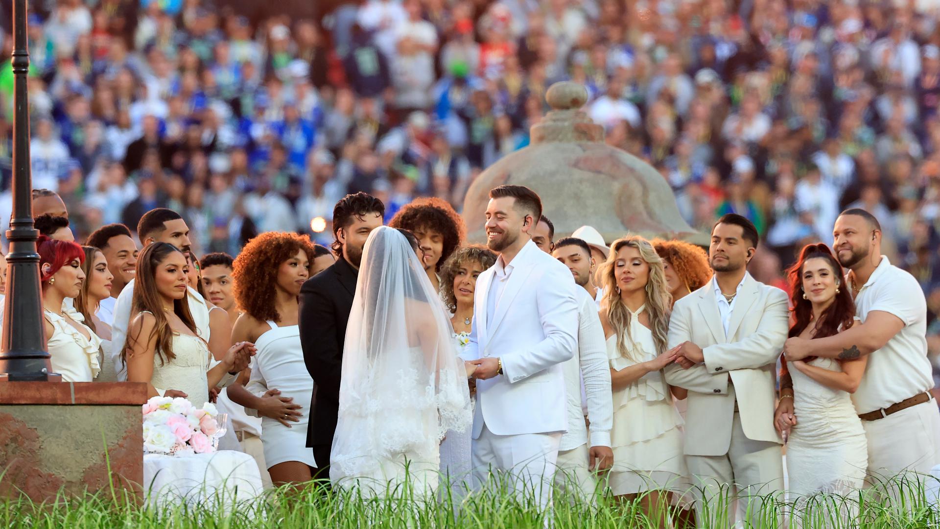 Yes, that was a real wedding during Bad Bunny's halftime show ...