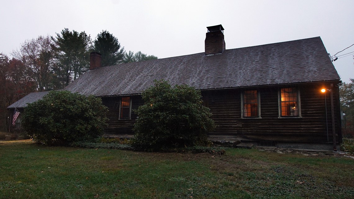 'Conjuring' house sells for $1.5 million | fox43.com