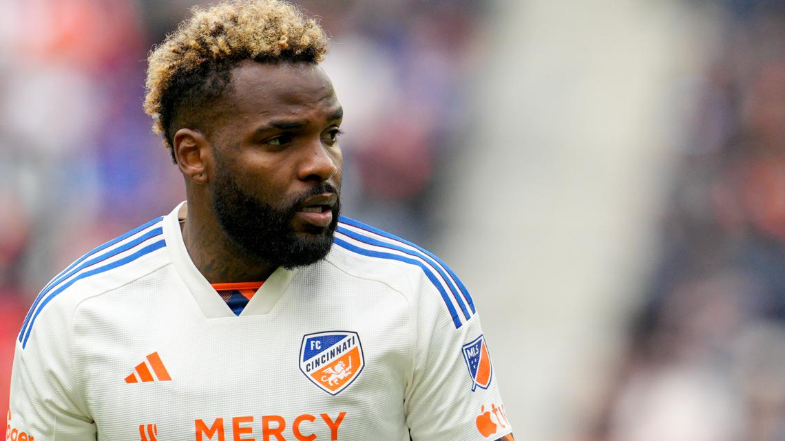 Aaron Boupendza, former MLS player, dies at 28 after 11 story fall in ...