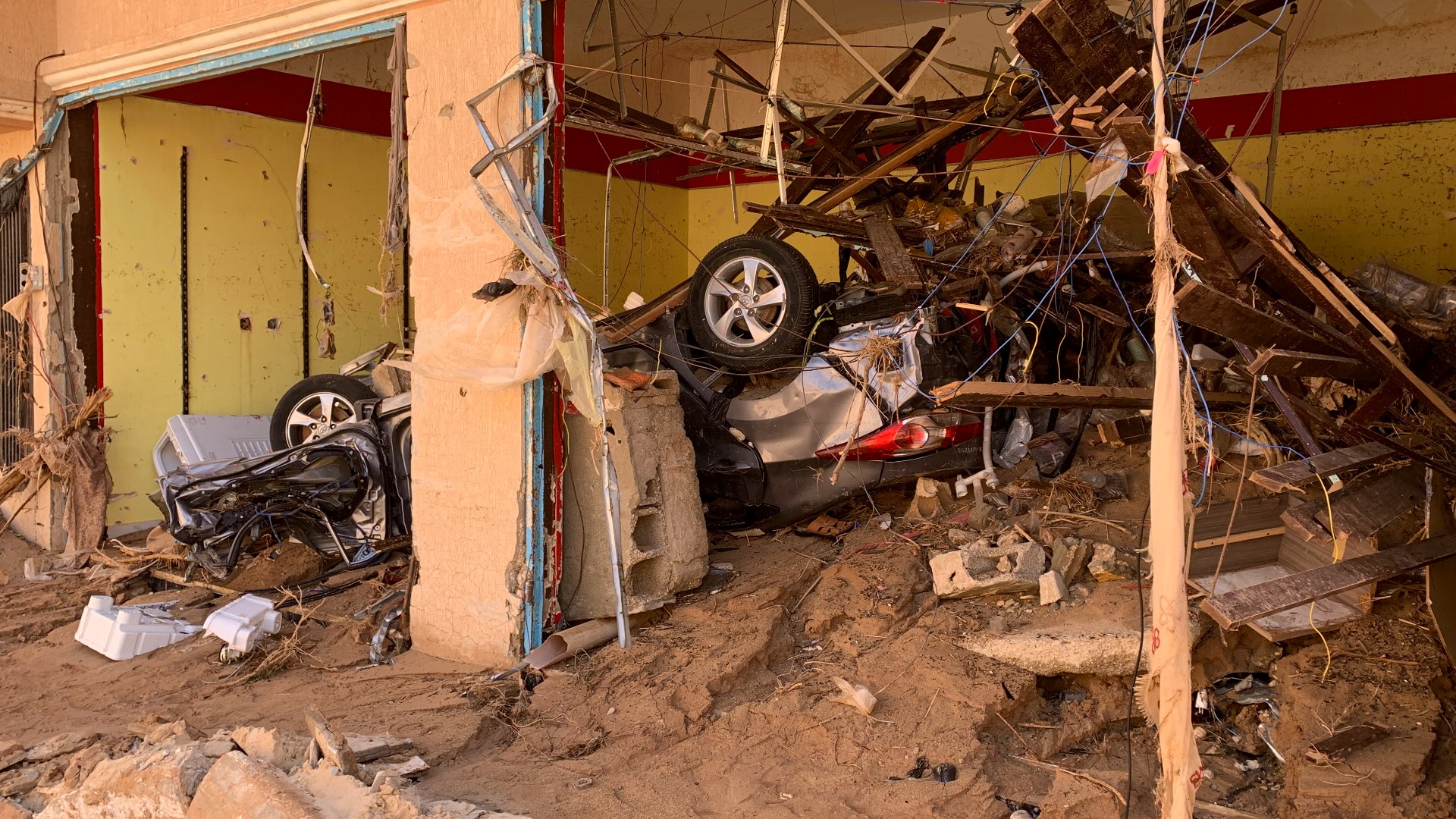 Libya floods: Derna sealed off to searchers can look for missing | wnep.com