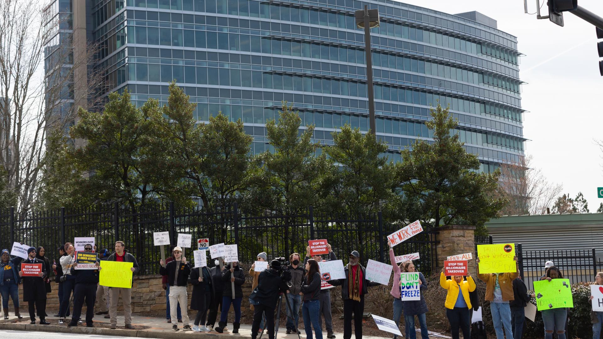 CDC workers asked to come back to work after federal layoffs | wqad.com