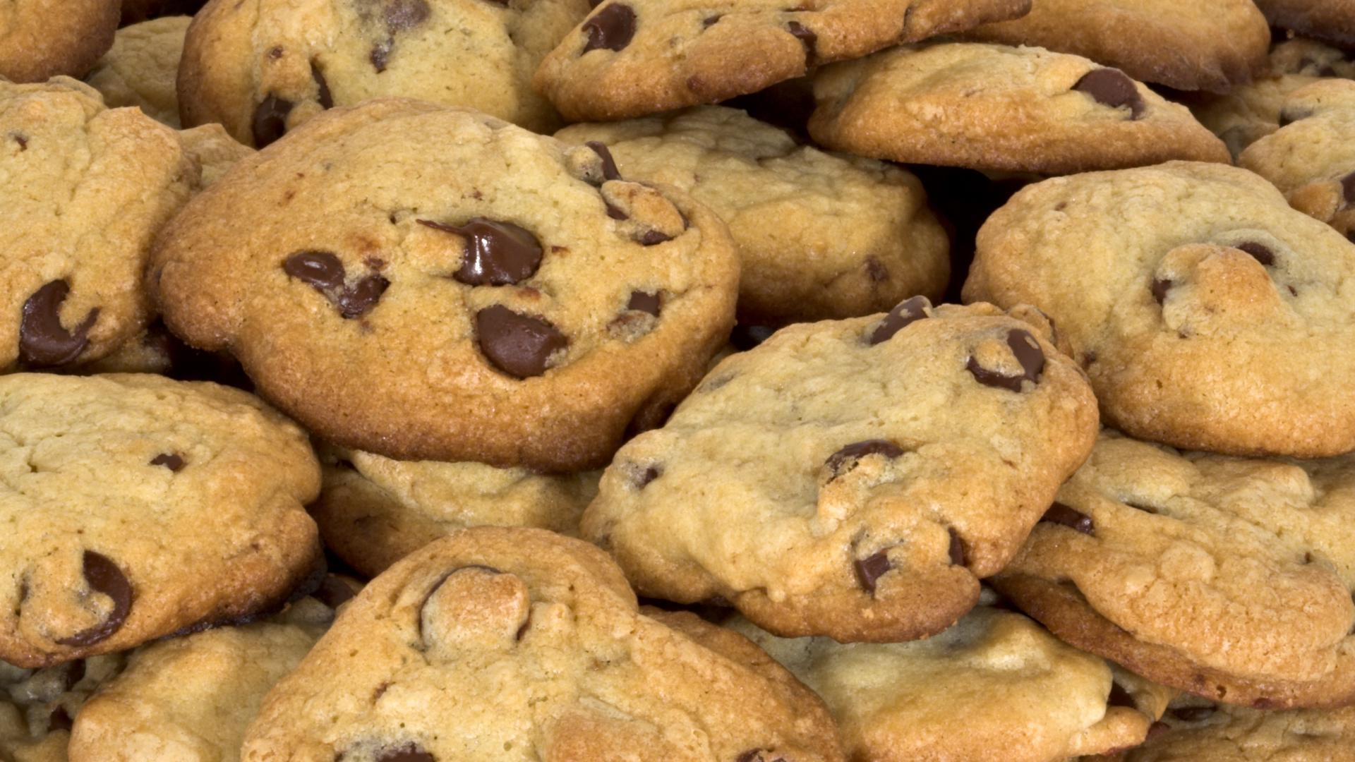 National Chocolate Chip Cookie Day: The best cookie deals and discounts ...
