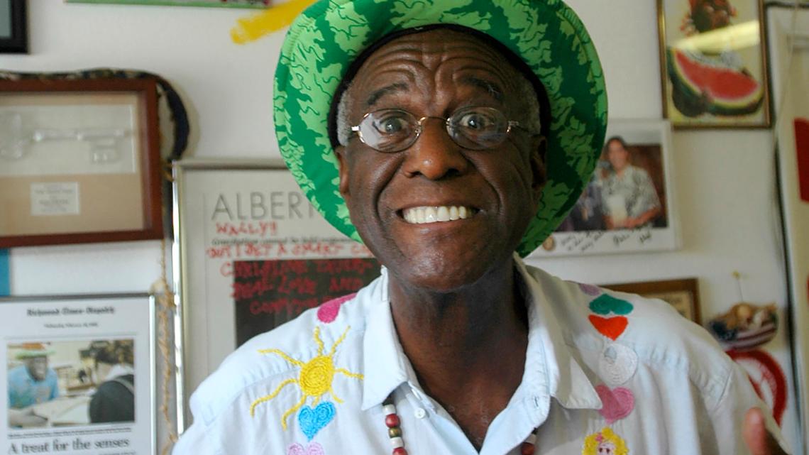 'Famous Amos' founder dies at 88 | wnep.com