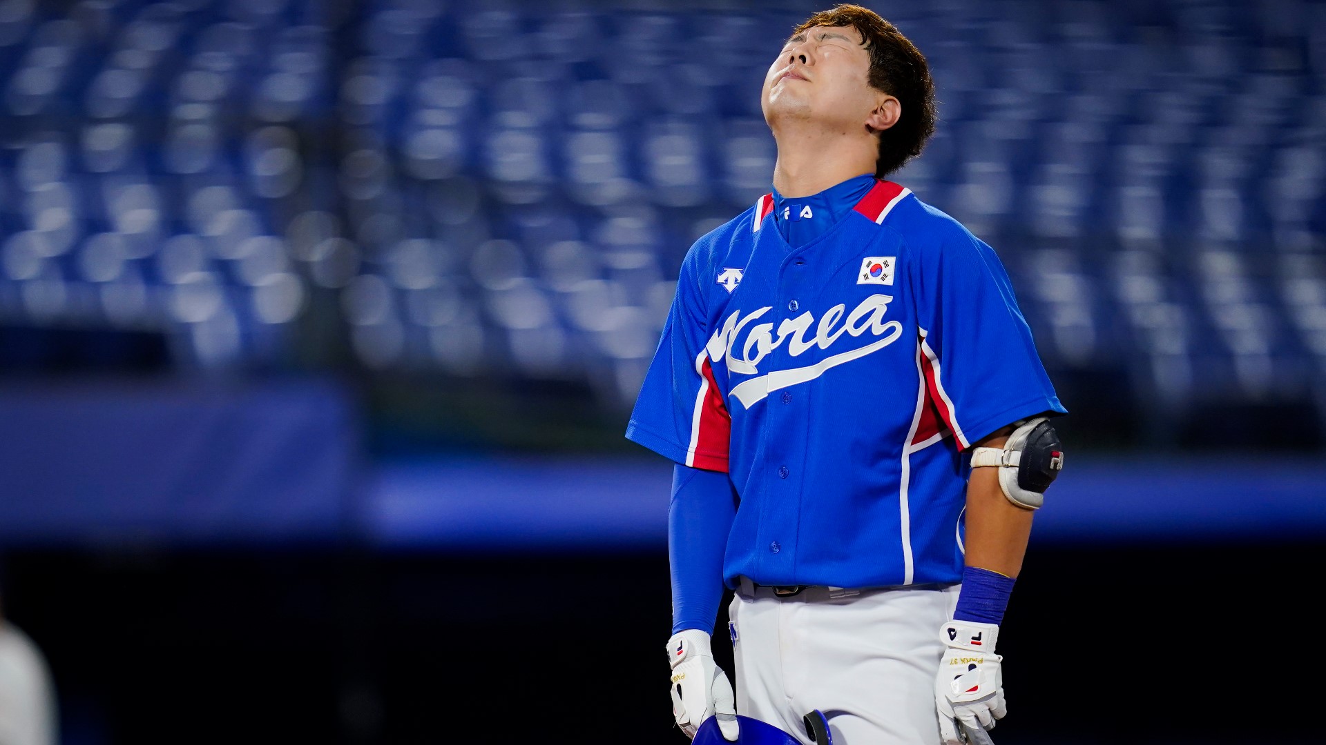 Alvarez becomes 3rd-ever US summer-winter Olympics medalist | fox43.com