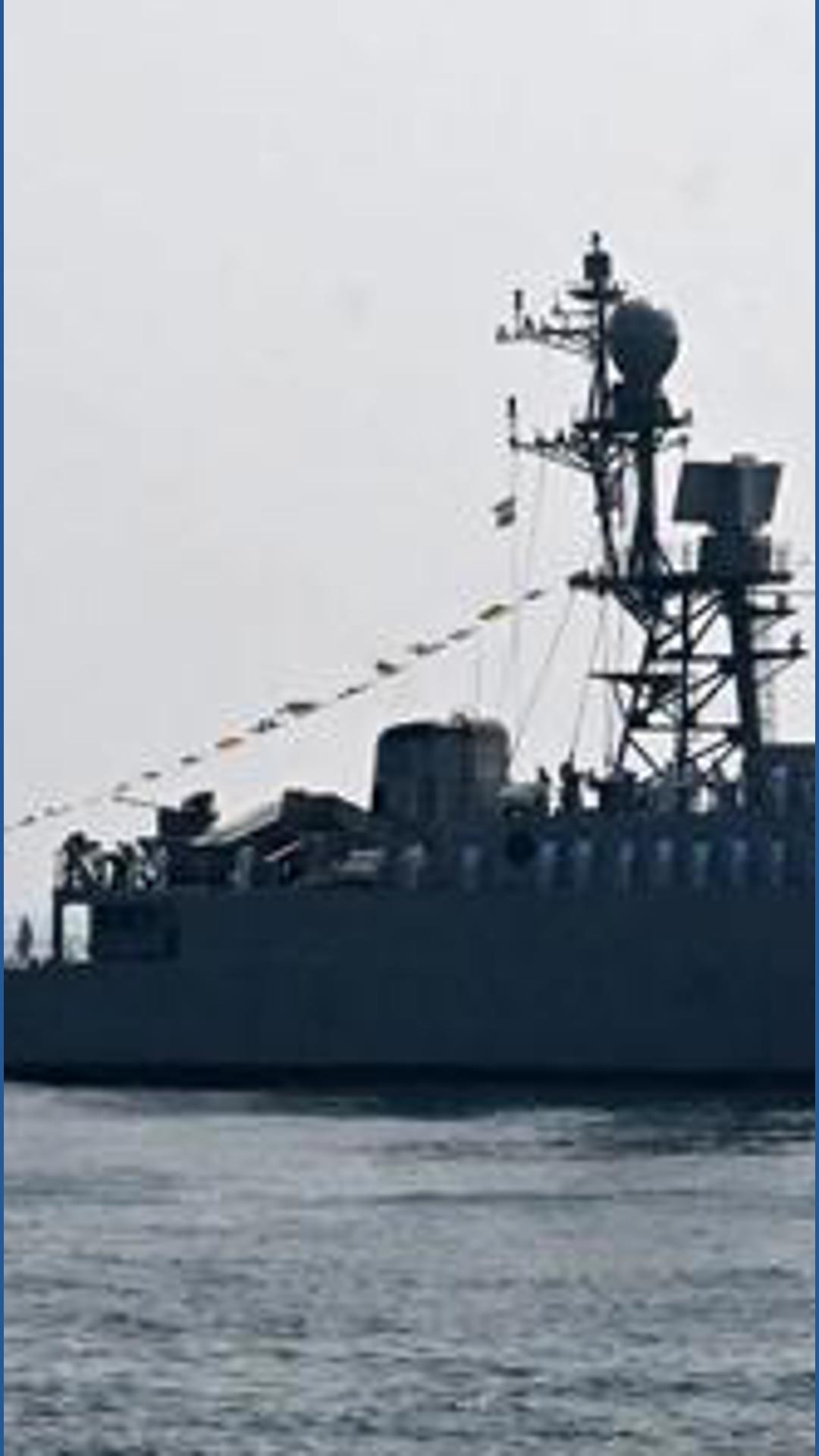 US submarine sinks Iranian warship in military first since WWII ...