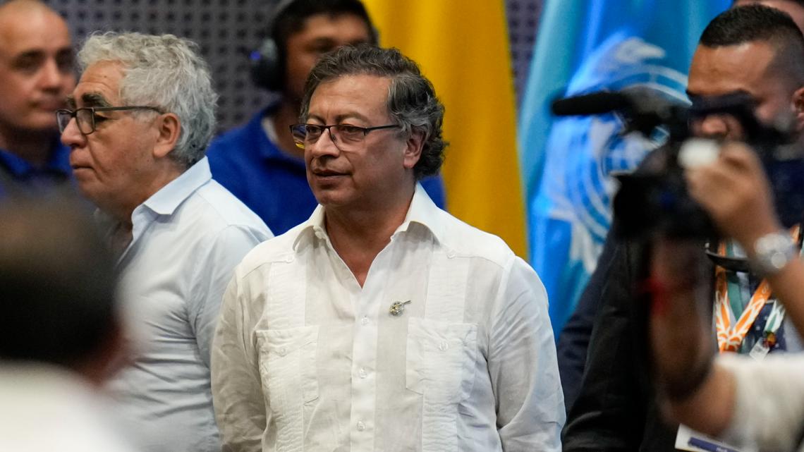 Trump orders tariffs on Colombia amid rejected deportation flights ...