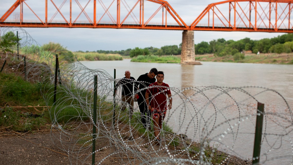 Border Crossings: Numbers up for 4th straight month | 10tv.com
