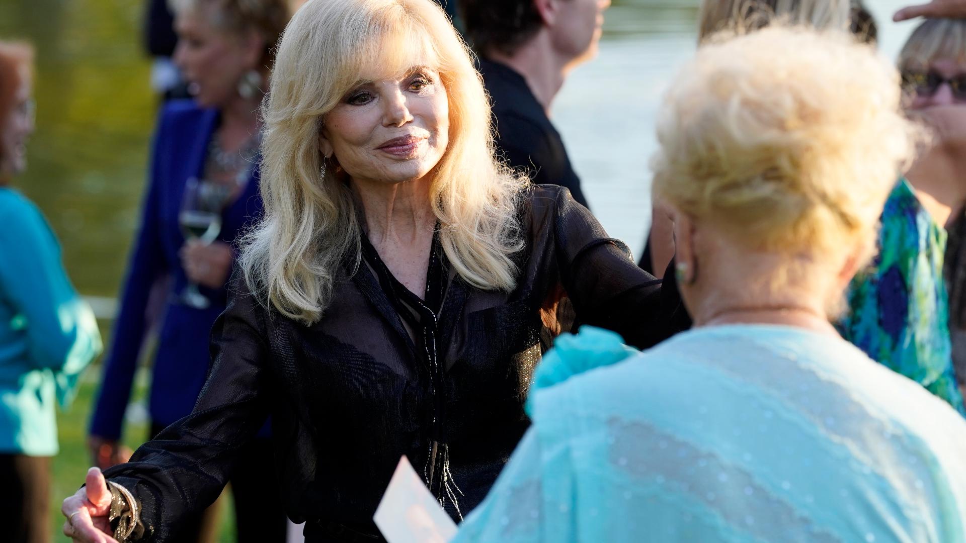 Loni Anderson, 'WKRP in Cincinnati' star and ex-wife of Burt Reynolds ...