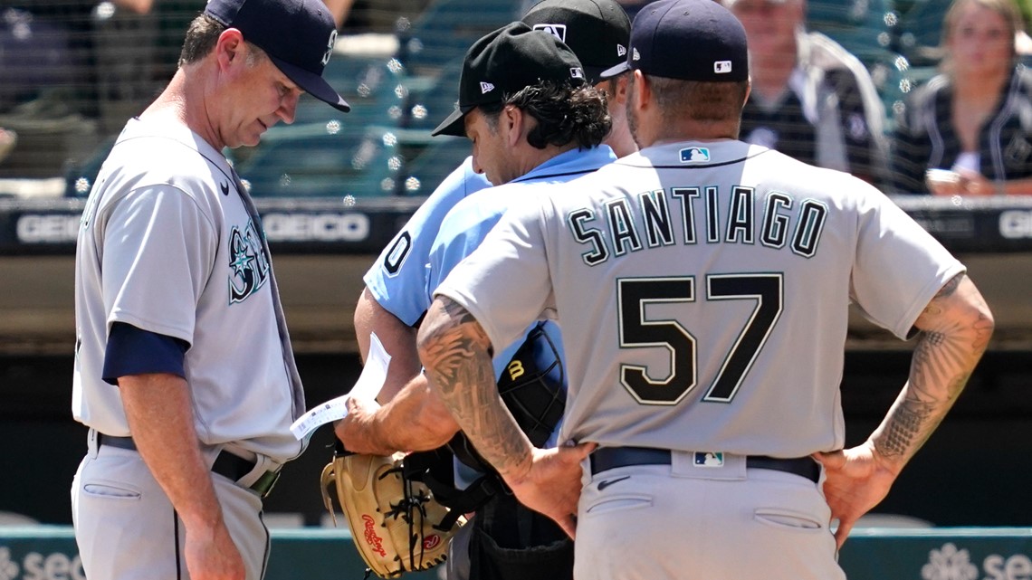 First pitcher ejected under MLB sticky substance policy | fox43.com