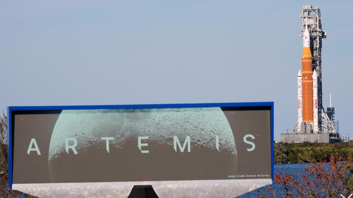 NASA shakes up its flight plans for Artemis moon landing program ...