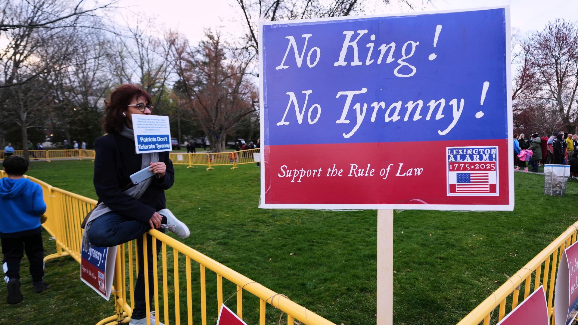 Thousands witness 250th Lexington battle reenactment | fox61.com