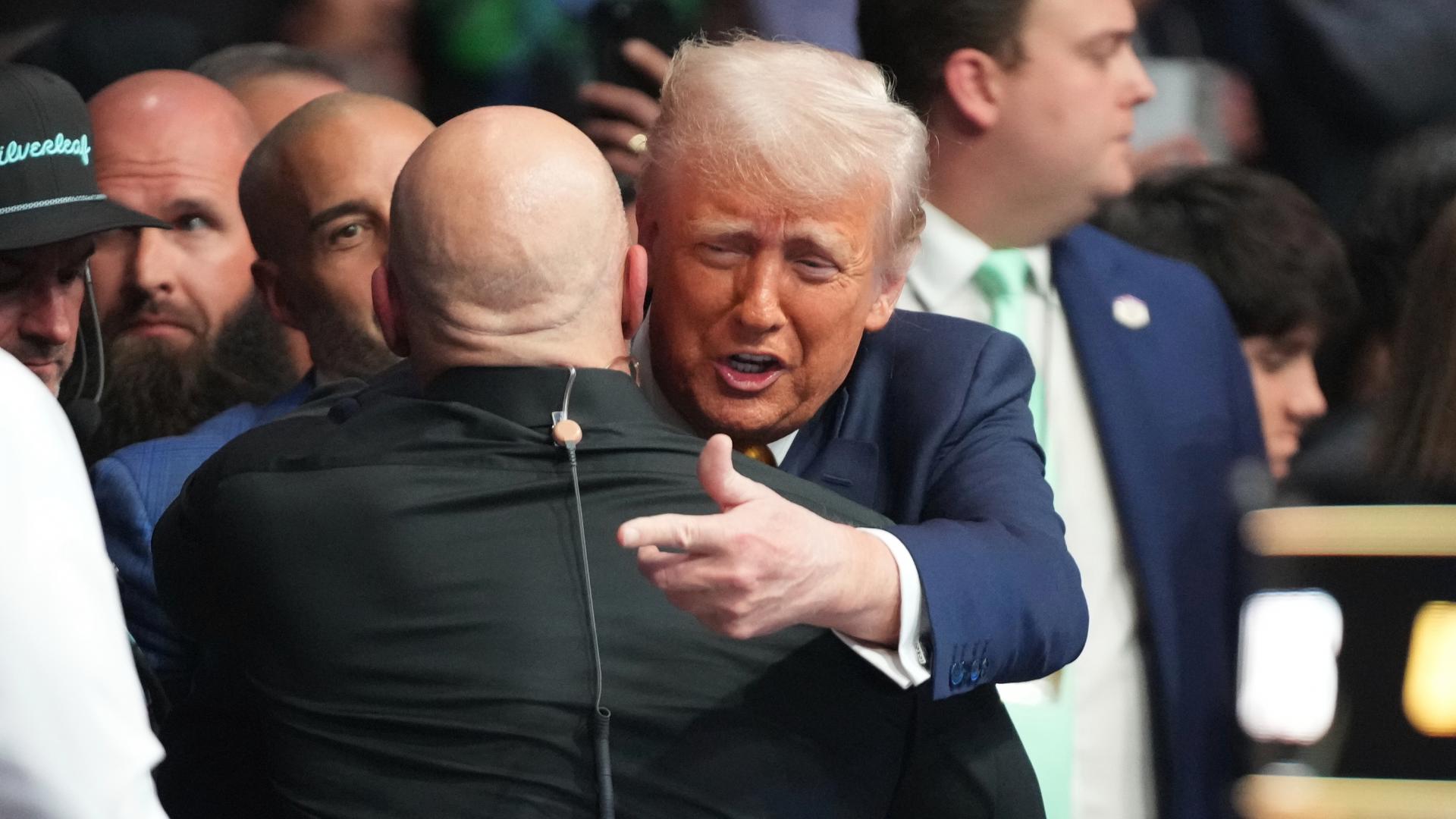 Trump gets applause as he enters a UFC event in Miami | wnep.com