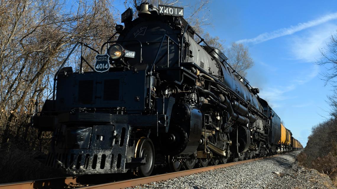 World's largest steam locomotive about to start first-ever coast-to ...