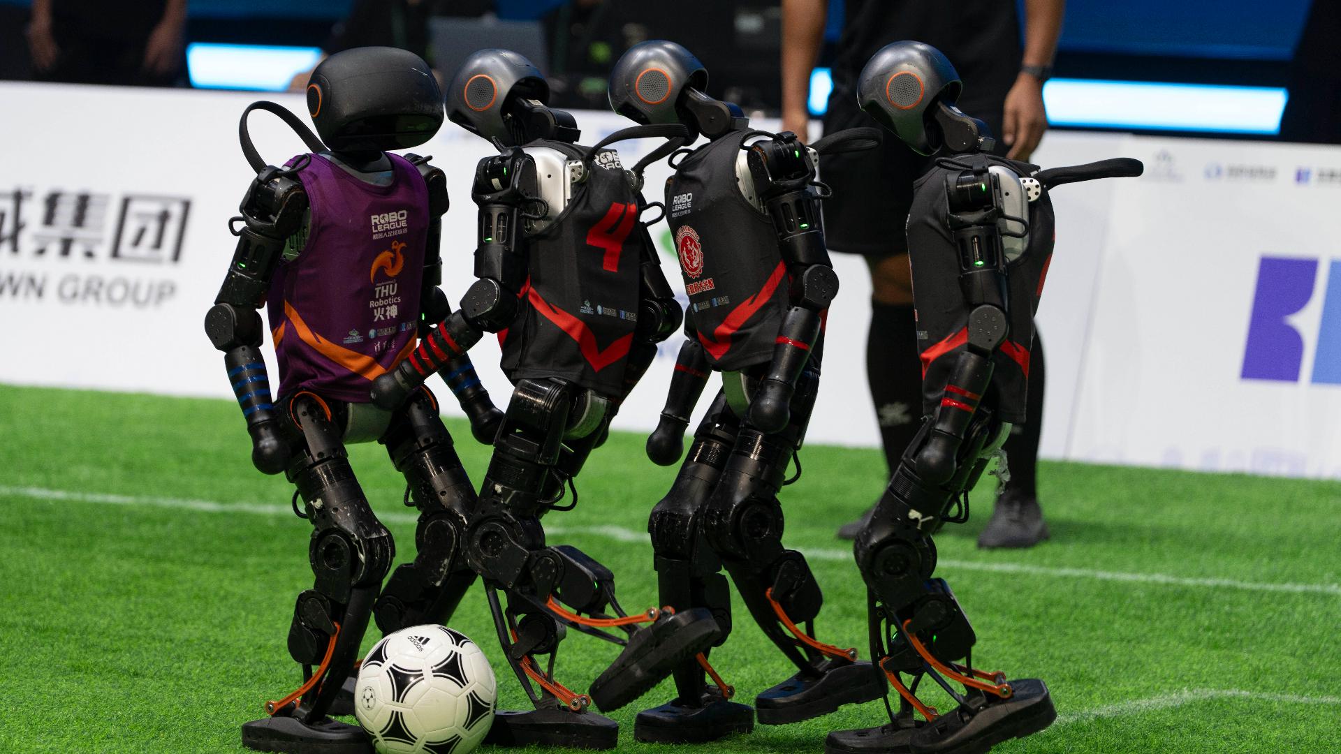 Humanoid robots impress fans with fully autonomous soccer match in Beijing | wthr.com