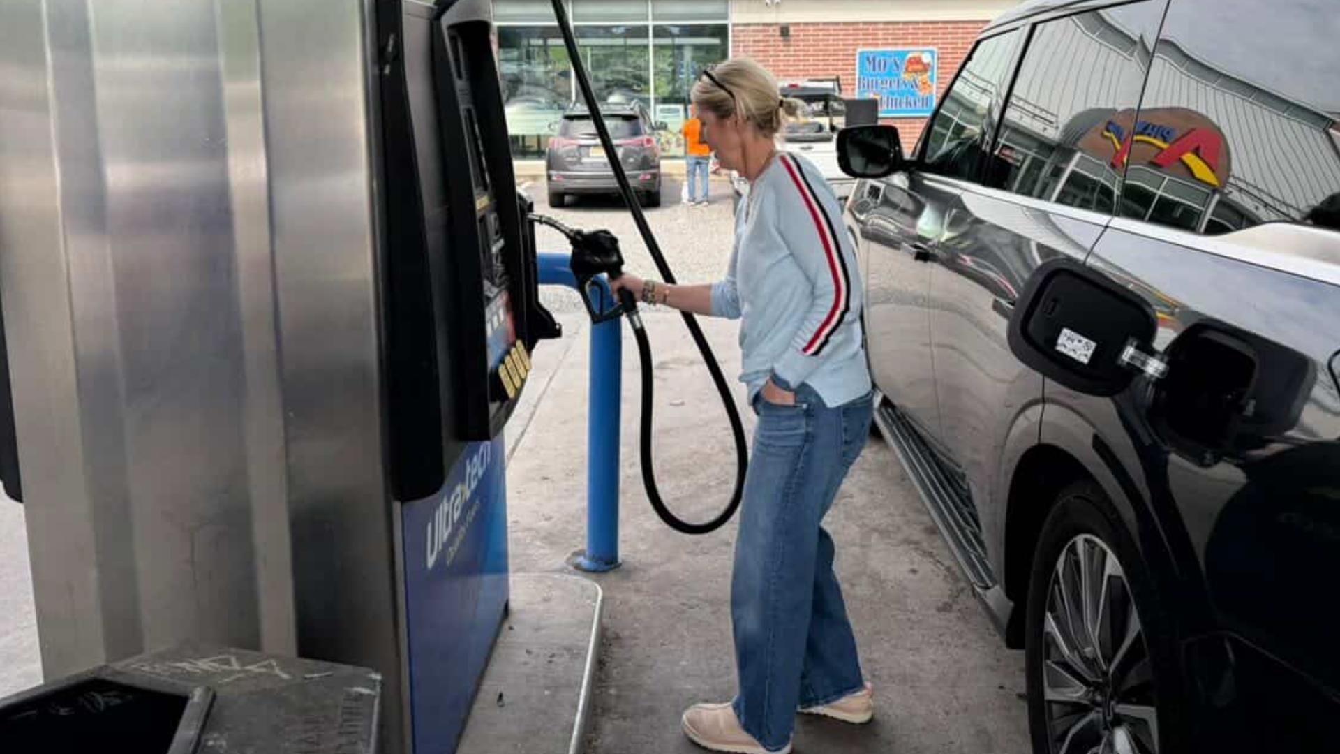 Gas prices heading into Memorial Day are $1.38 higher than last year ...