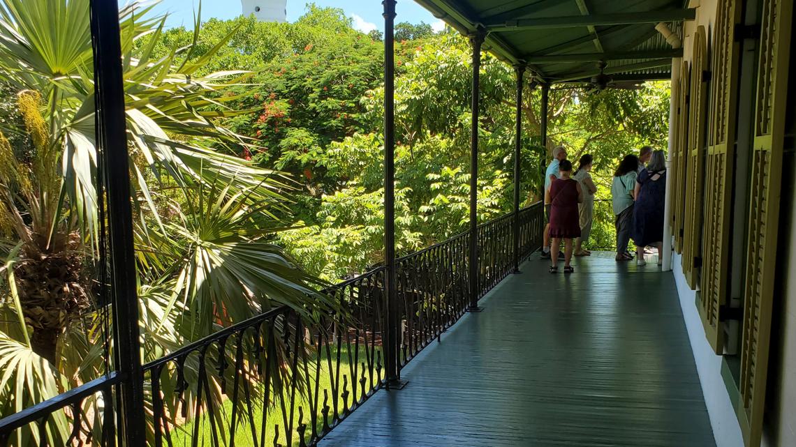 Ernest Hemingway fans honor author's 125th birthday in Key West | 10tv.com