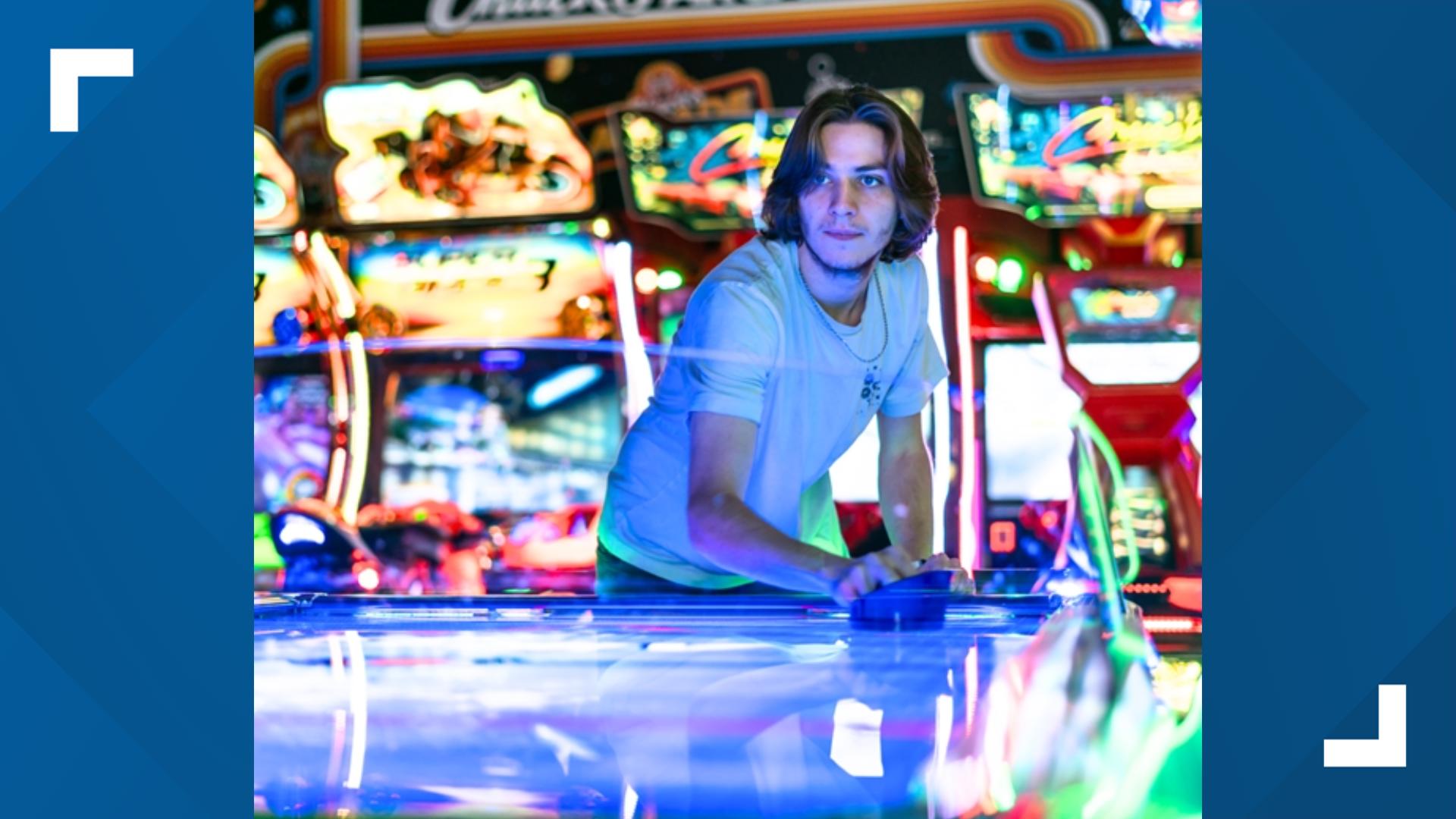 Chuck's Arcade: Chuck E. Cheese launches adult arcades nationwide ...