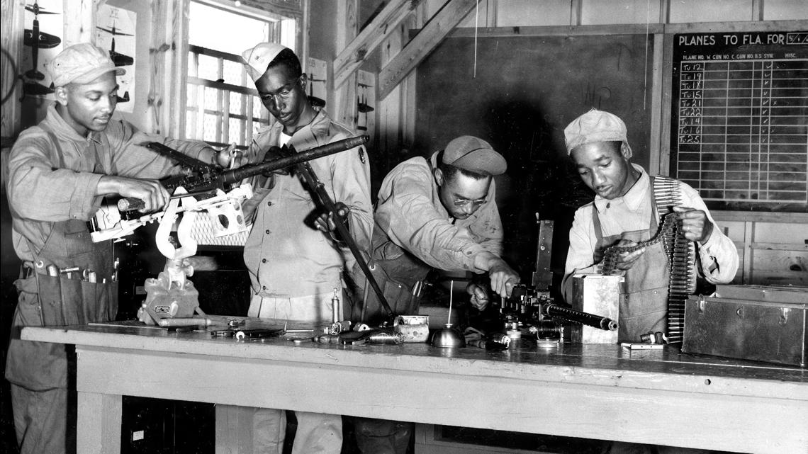 Trump orders Pentagon to remove 'DEI content' from military sites ...