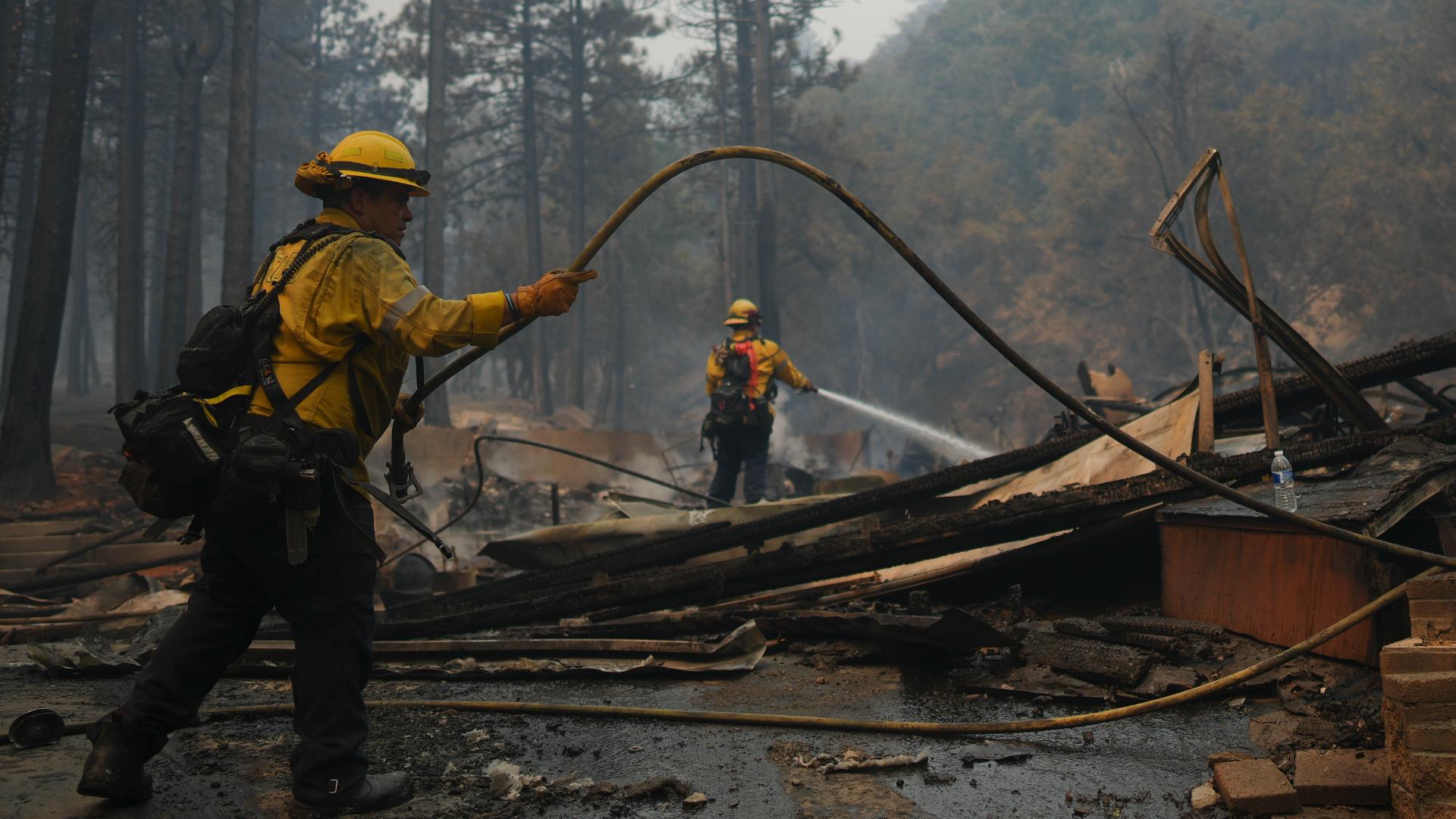 Cooler temps help firefighters battling fires near L.A. | fox43.com