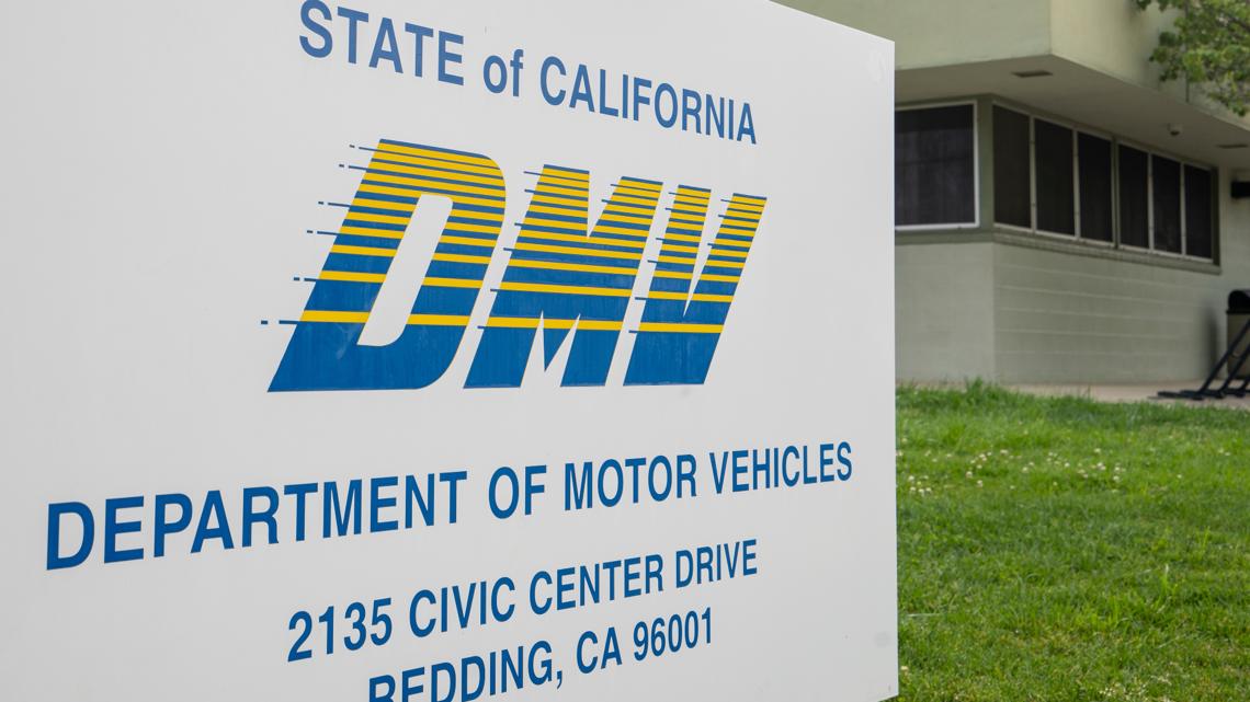 Personalized Cybertruck California license plate causes controversy ...