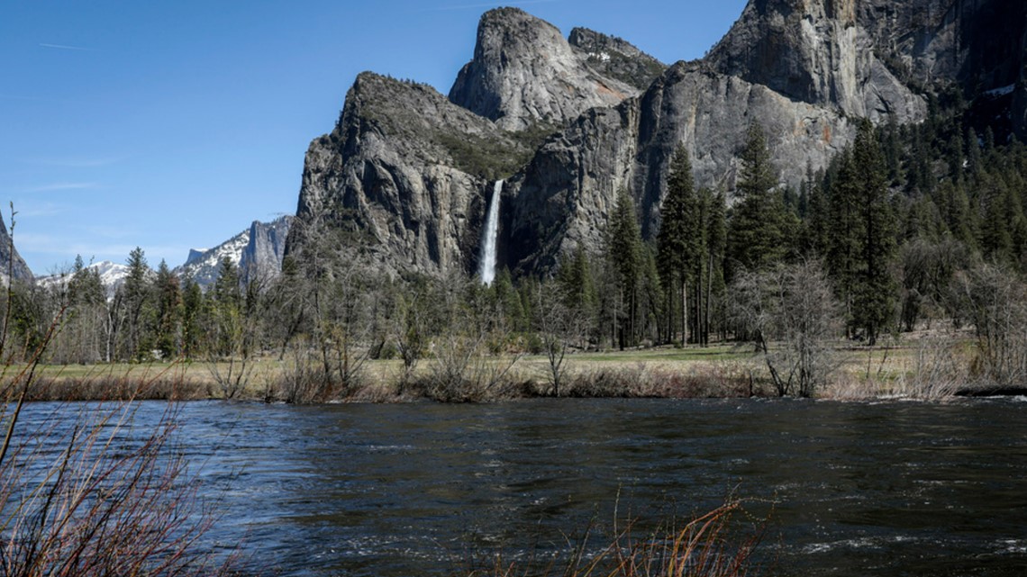 Yosemite closes many areas due to flood risk | weareiowa.com