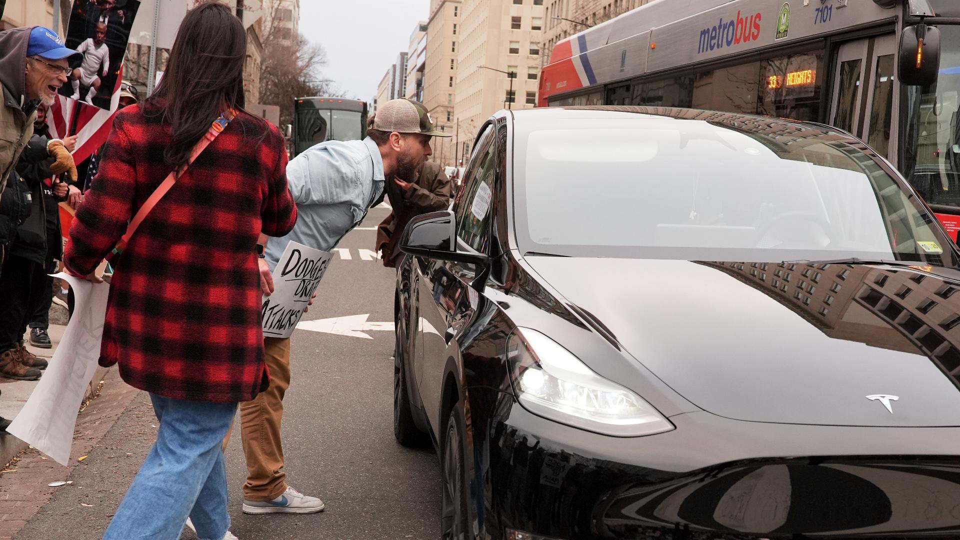 Attacks on Tesla increase as Musk joins Trump administration | wthr.com