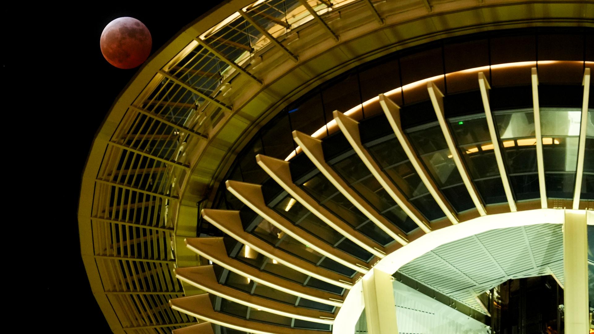 Total lunar eclipse 2025: When is the next one? Photos, video of 'blood ...