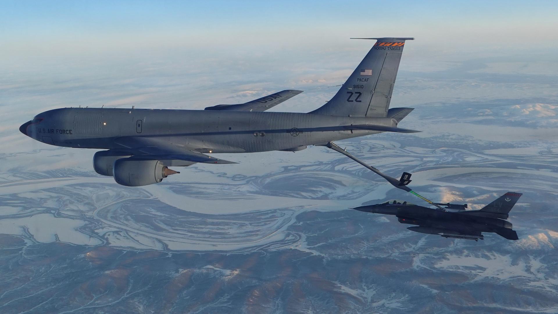 KC-135 refueling aircraft went down over western Iraq, CENTCOM says ...