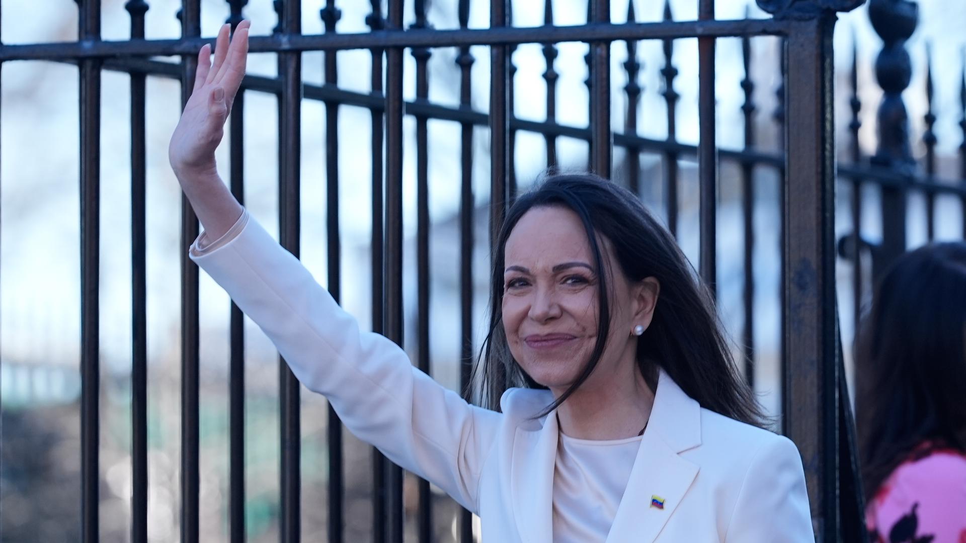 Venezuela's Machado says she presented her Nobel Peace Prize to Trump ...