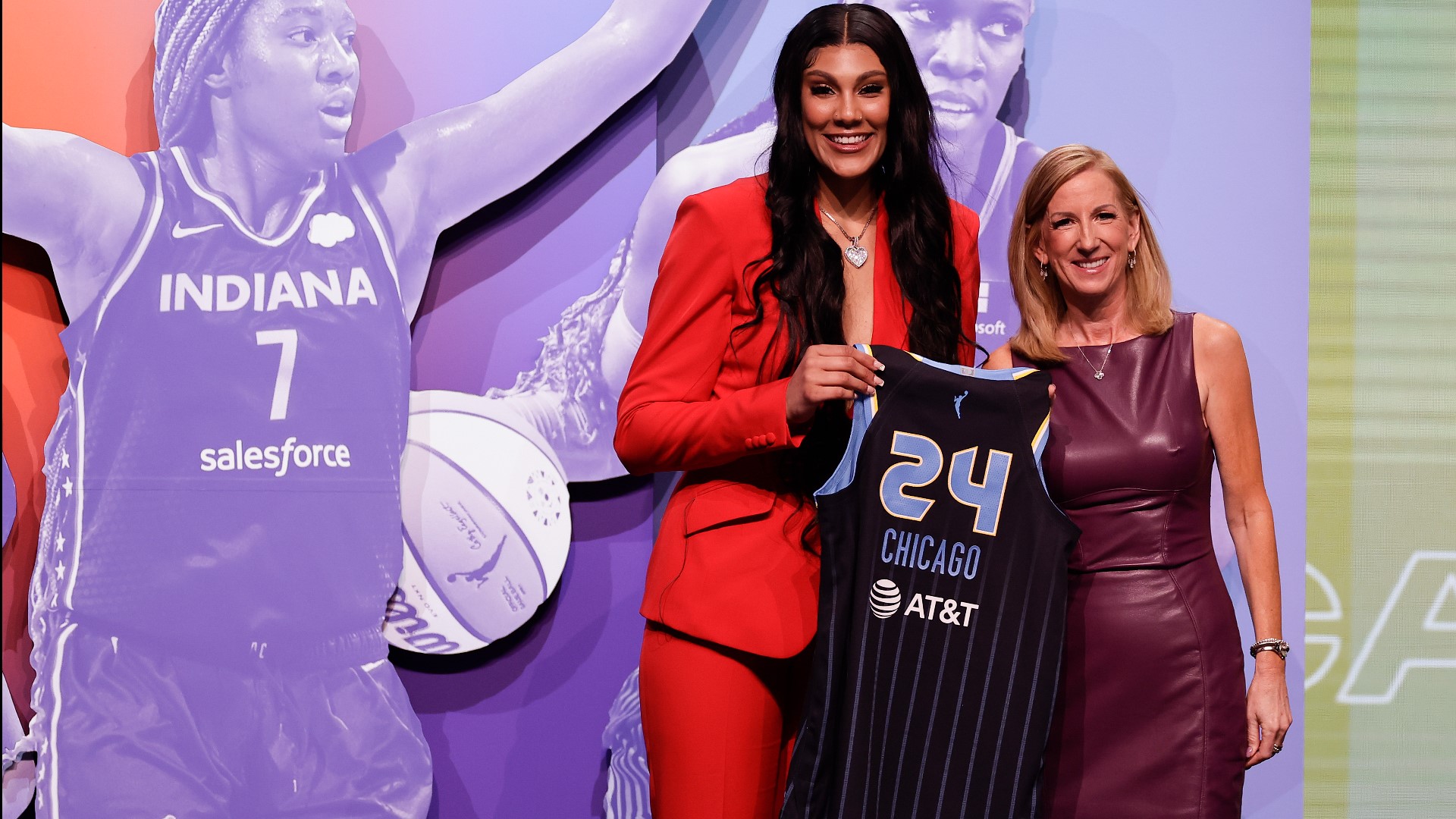 WNBA picks show off their style at draft | fox43.com
