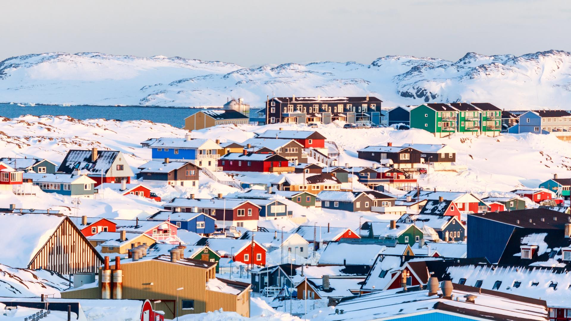 What's the difference between Iceland and Greenland? | wthr.com