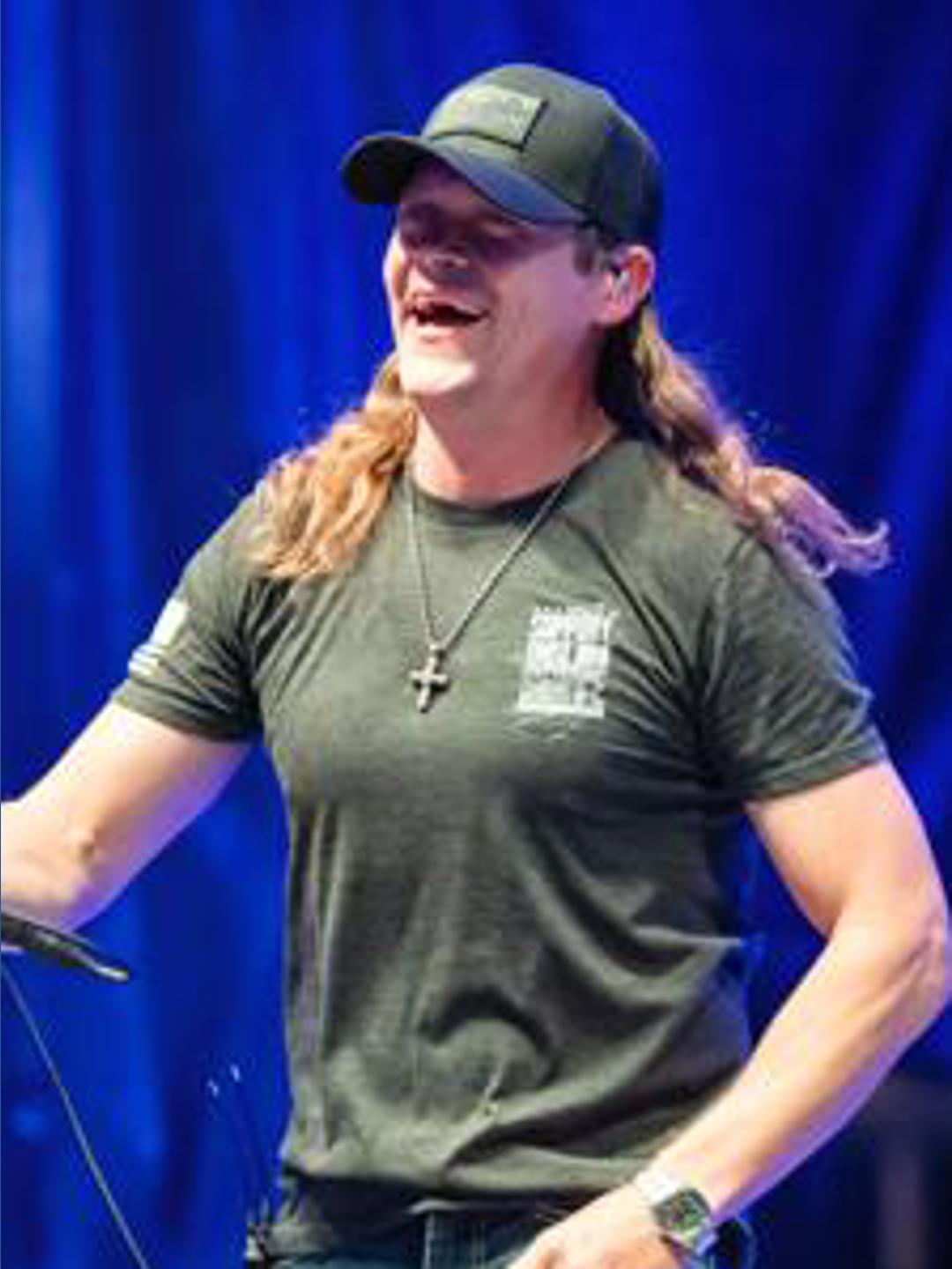 Brad Arnold, lead singer of 3 Doors Down, dies at 47 | 5newsonline.com